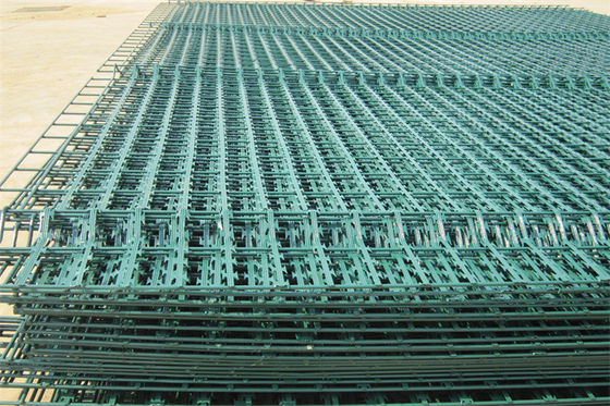 Razor Wire Fence factory, Buy good quality Razor Wire Fence products ...