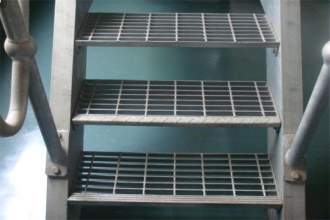 Steel Grating Hot Dip Galvanized Expanded Metal Stair Tread Grating